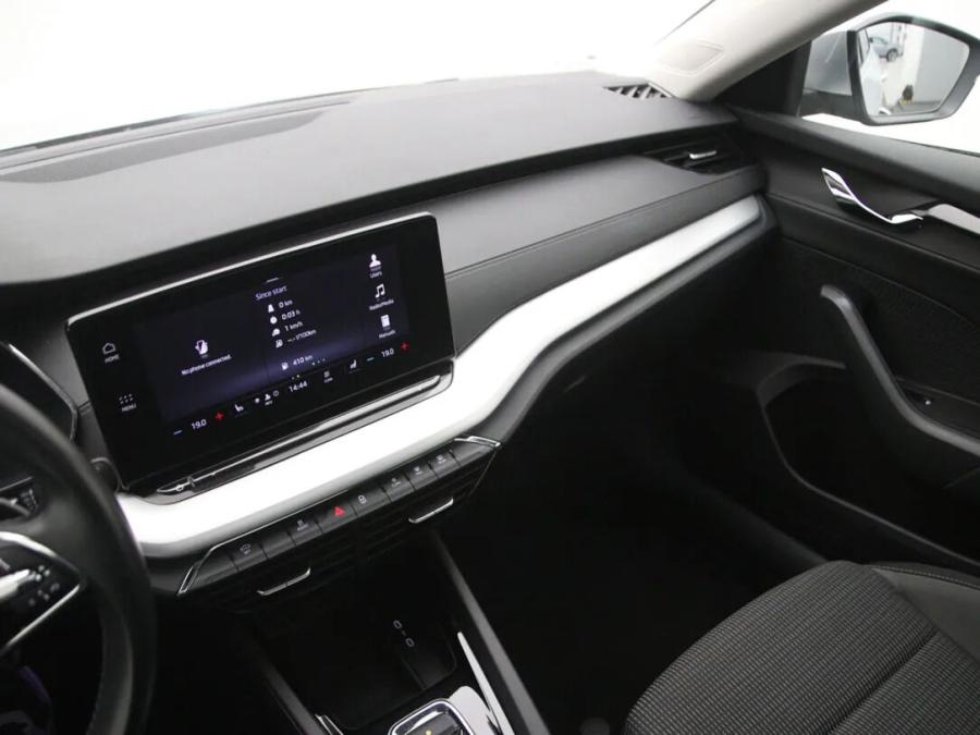 Grey Skoda Octavia 2022 in Vilnius, with an engine capacity of 2.00 L and mileage of 170 thousand km for 17199 €, photo 22 on AUTOMOTO.COM.LV