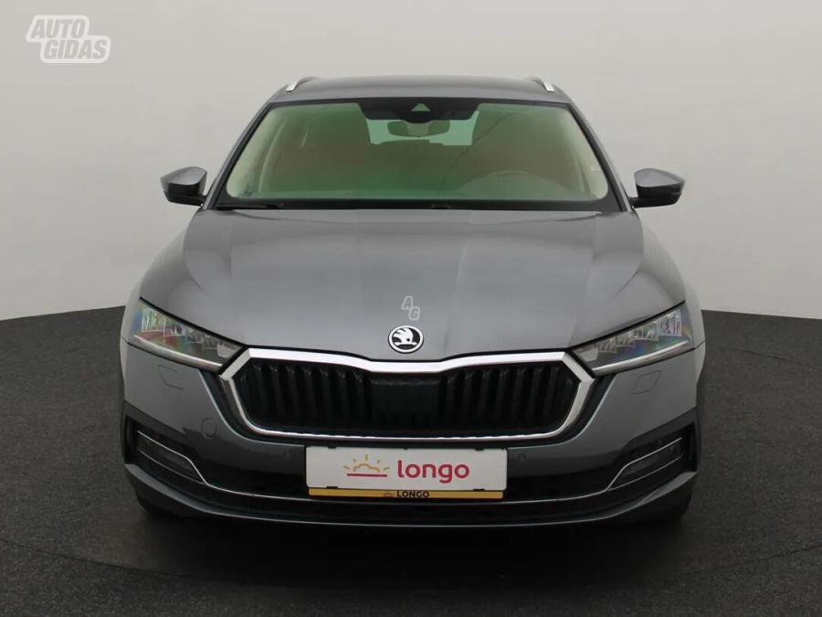 Grey Skoda Octavia 2022 in Vilnius, with an engine capacity of 2.00 L and mileage of 207 thousand km for 16299 €, photo 4 on AUTOMOTO.COM.LV