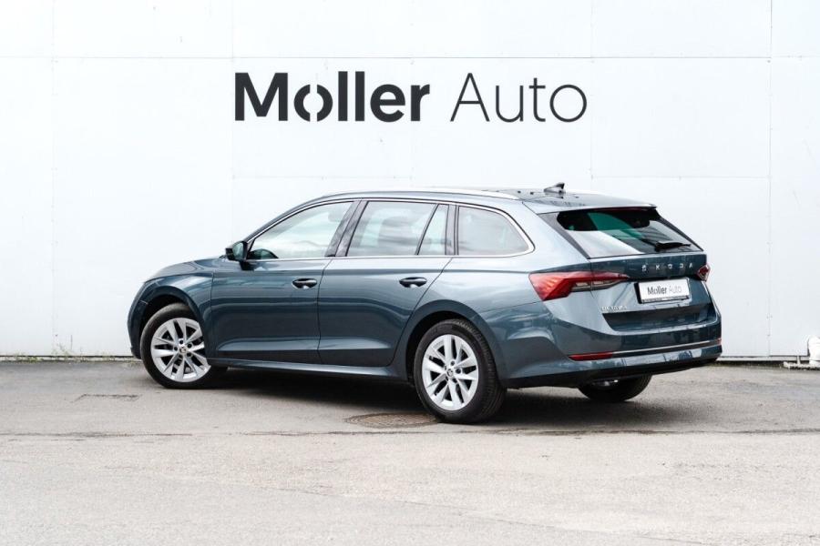 Grey Skoda Octavia 2022 in Riga, with an engine capacity of 2.00 L and mileage of 133 thousand km for 18850 €, photo 4 on AUTOMOTO.COM.LV