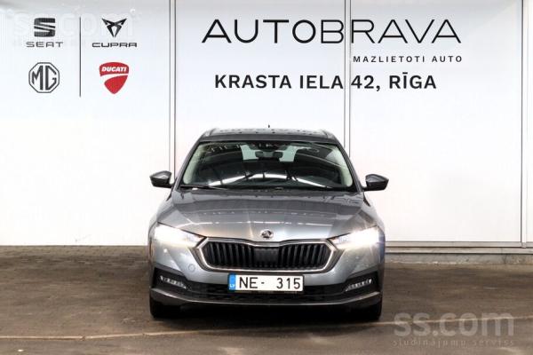 Grey Skoda Octavia 2022 in Riga, with an engine capacity of 2.00 L and mileage of 110 thousand km for 16600 €, photo 2 on AUTOMOTO.COM.LV