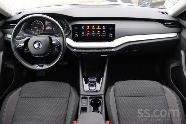 Grey Skoda Octavia 2022 in Riga, with an engine capacity of 2.00 L and mileage of 110 thousand km for 16600 €, photo 10 on AUTOMOTO.COM.LV