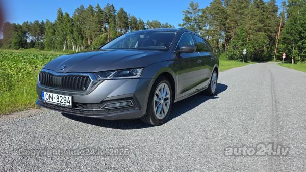 Grey Skoda Octavia 2022 in Riga, with an engine capacity of 2.00 L and mileage of 82 thousand km for 18999 €, photo 1 on AUTOMOTO.COM.LV