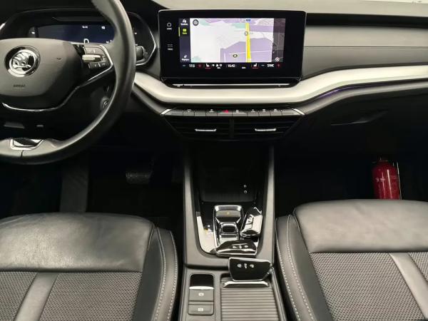 Grey Skoda Octavia 2022 in Riga, with an engine capacity of 2.00 L and mileage of 182 thousand km for 15110 €, photo 10 on AUTOMOTO.COM.LV