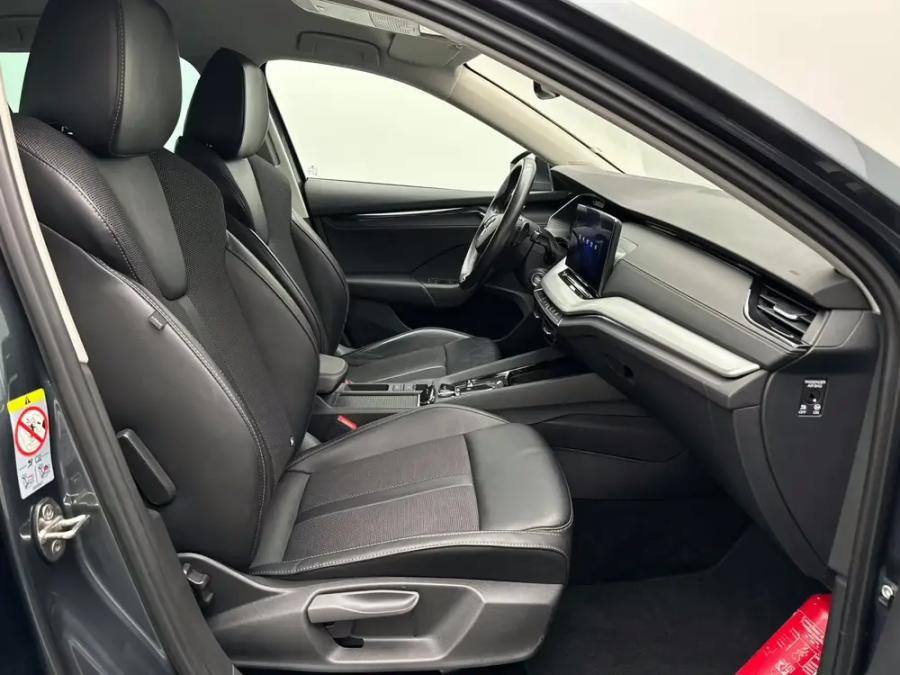 Pelēks Skoda Octavia 2022 Rīga, ar dzinēja tilpumu 2.00 L un nobraukumu 182 tūkst. km par 15110 €, foto 12 vietnē AUTOMOTO.COM.LV