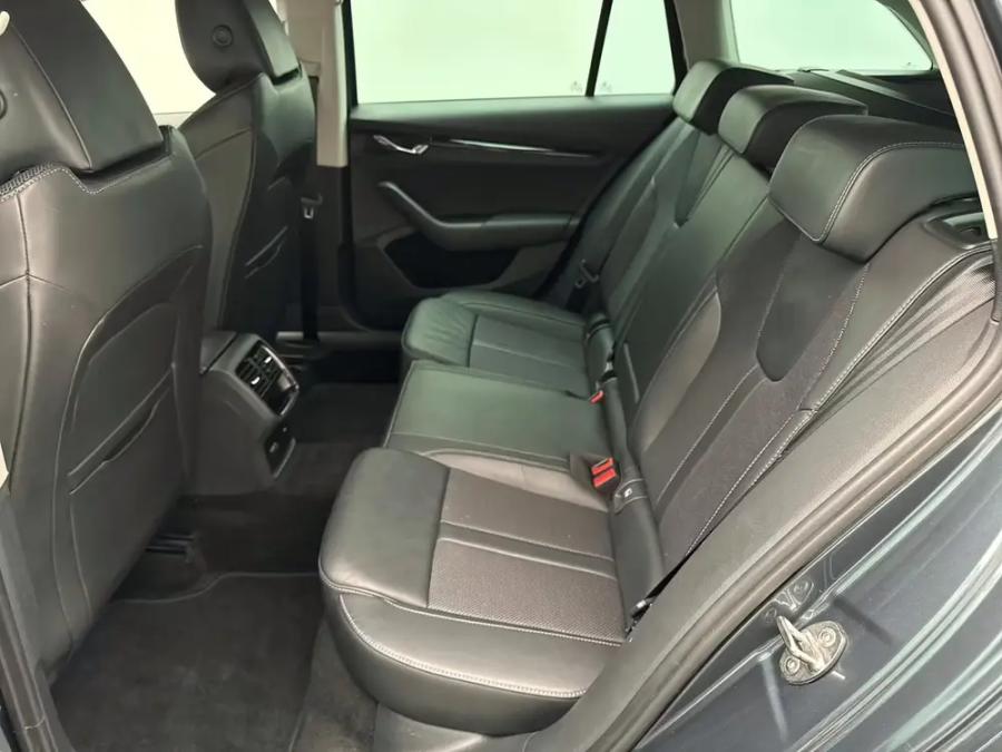 Pelēks Skoda Octavia 2022 Rīga, ar dzinēja tilpumu 2.00 L un nobraukumu 182 tūkst. km par 15110 €, foto 14 vietnē AUTOMOTO.COM.LV