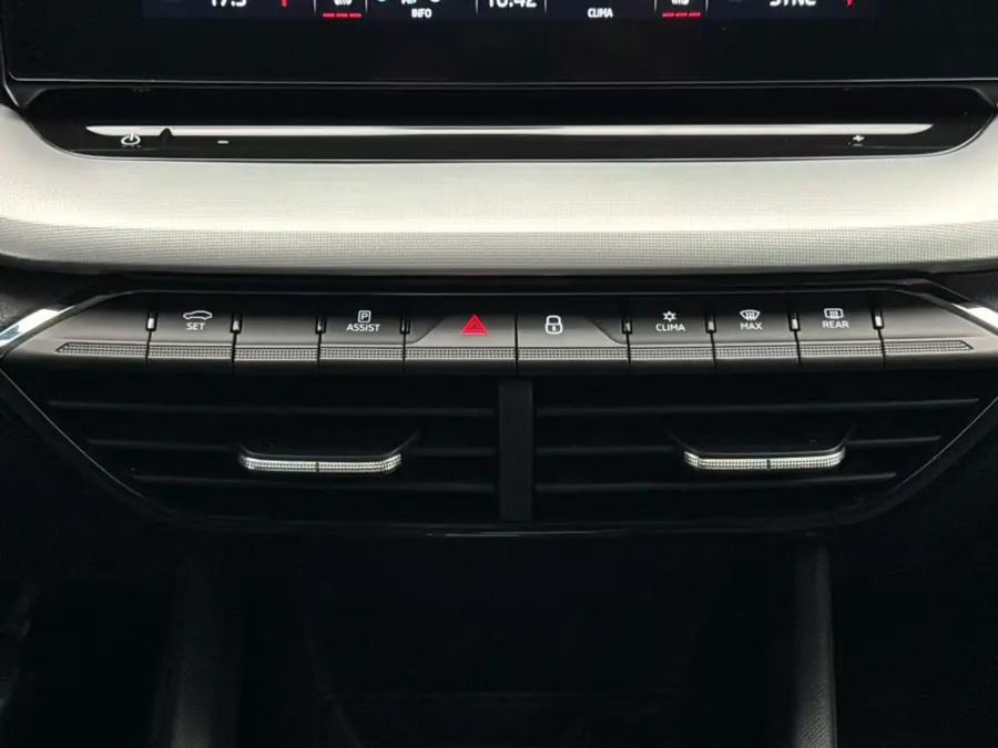 Pelēks Skoda Octavia 2022 Rīga, ar dzinēja tilpumu 2.00 L un nobraukumu 182 tūkst. km par 15110 €, foto 15 vietnē AUTOMOTO.COM.LV