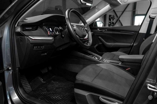 Pelēks Skoda Octavia 2022 Rīga, ar dzinēja tilpumu 1.97 L un nobraukumu 92 tūkst. km par 15900 €, foto 9 vietnē AUTOMOTO.COM.LV