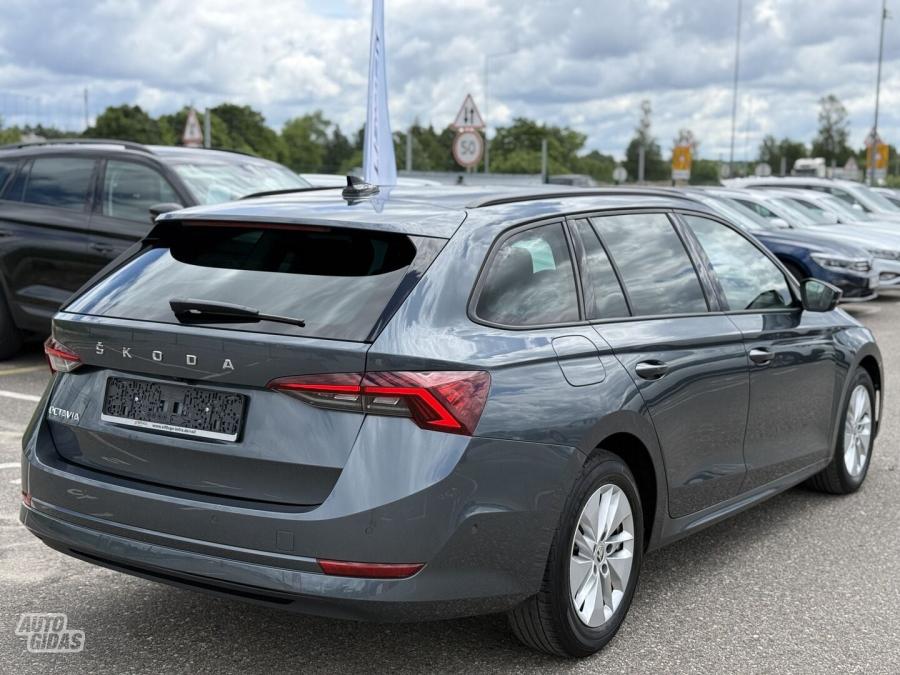 Grey Skoda Octavia 2022 in Vilnius, with an engine capacity of 2.00 L and mileage of 204 thousand km for 14500 €, photo 7 on AUTOMOTO.COM.LV