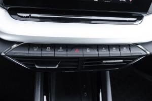 Pelēks Skoda Octavia 2022 Rīga, ar dzinēja tilpumu 2.00 L un nobraukumu 156 tūkst. km par 18500 €, foto 21 vietnē AUTOMOTO.COM.LV