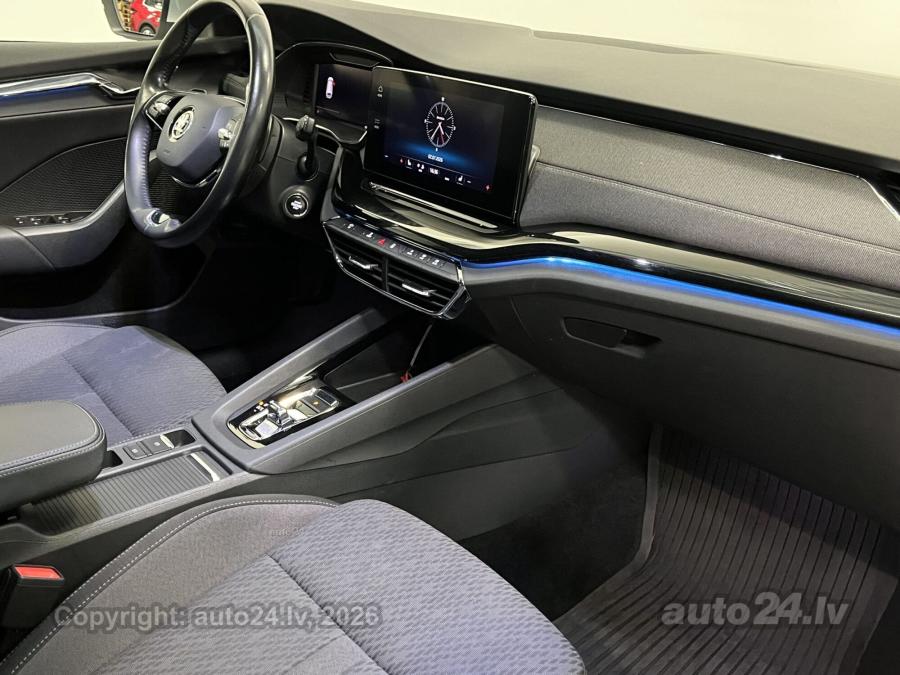 Grey Skoda Octavia 2022 in Tallinn, with an engine capacity of 1.50 L and mileage of 83 thousand km for 16900 €, photo 4 on AUTOMOTO.COM.LV