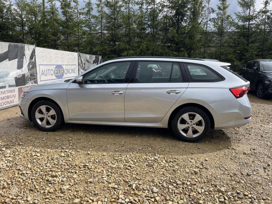 Grey Skoda Octavia 2022 in Kaunas, with an engine capacity of 1.97 L and mileage of 185 thousand km for 13950 €, photo 5 on AUTOMOTO.COM.LV