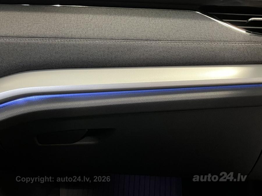 Pelēks Skoda Octavia 2022 Tallina, ar dzinēja tilpumu 2.00 L un nobraukumu 162 tūkst. km par 16900 €, foto 25 vietnē AUTOMOTO.COM.LV