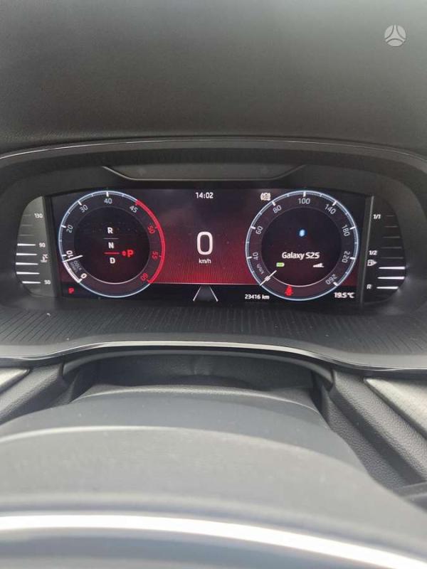 Pelēks Skoda Octavia 2022 Viļņa, ar dzinēja tilpumu 2.00 L un nobraukumu 24 tūkst. km par 18000 €, foto 5 vietnē AUTOMOTO.COM.LV