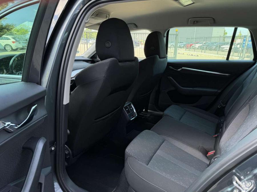Pelēks Skoda Octavia 2022 Kauņa, ar dzinēja tilpumu 1.00 L un nobraukumu 183 tūkst. km par 13900 €, foto 15 vietnē AUTOMOTO.COM.LV