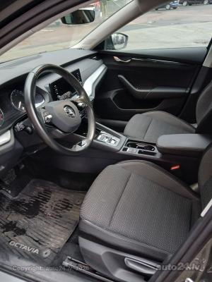 Grey Skoda Octavia 2022 in Tallinn, with an engine capacity of 2.00 L and mileage of 93 thousand km for 19990 €, photo 7 on AUTOMOTO.COM.LV