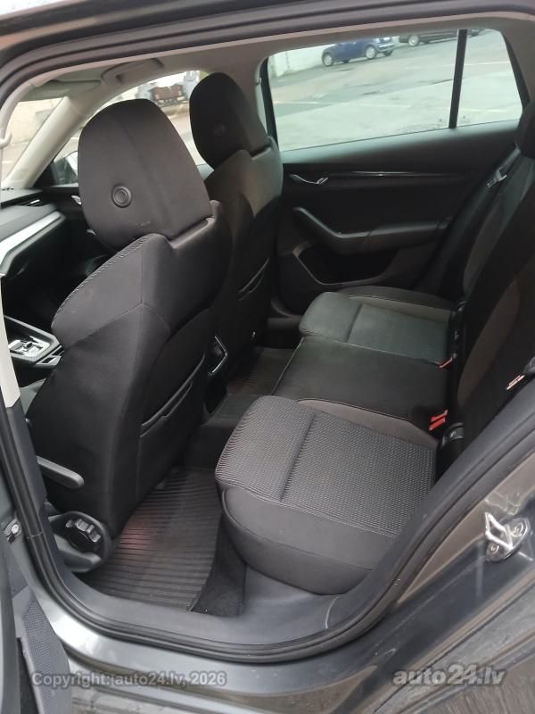 Pelēks Skoda Octavia 2022 Tallina, ar dzinēja tilpumu 2.00 L un nobraukumu 93 tūkst. km par 19990 €, foto 7 vietnē AUTOMOTO.COM.LV