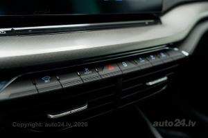 Grey Skoda Octavia 2022 in Johvi, with an engine capacity of 2.00 L and mileage of 148 thousand km for 20850 €, photo 20 on AUTOMOTO.COM.LV
