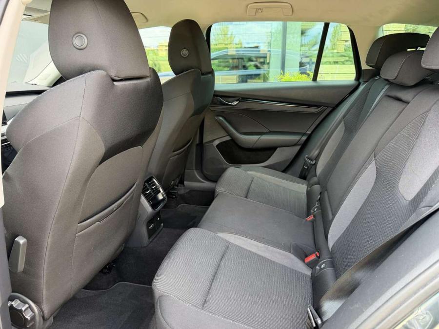 Pelēks Skoda Octavia 2022 Kauņa, ar dzinēja tilpumu 1.50 L un nobraukumu 184 tūkst. km par 15300 €, foto 17 vietnē AUTOMOTO.COM.LV