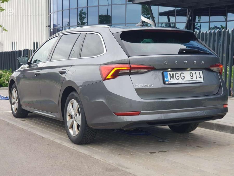 Pelēks Skoda Octavia 2022 Viļņa, ar dzinēja tilpumu 1.97 L un nobraukumu 206 tūkst. km par 12700 €, foto 11 vietnē AUTOMOTO.COM.LV