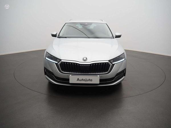 Grey Skoda Octavia 2022 in Vilnius, with an engine capacity of 1.97 L and mileage of 120 thousand km for 17200 €, photo 2 on AUTOMOTO.COM.LV