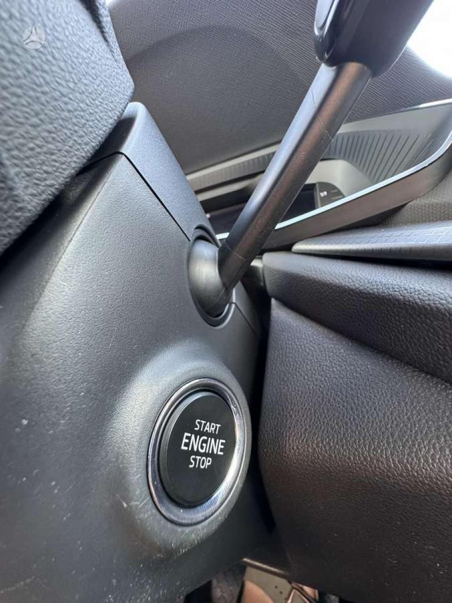 Grey Skoda Octavia 2022 in Kaunas, with an engine capacity of 1.00 L and mileage of 172 thousand km for 13250 €, photo 12 on AUTOMOTO.COM.LV