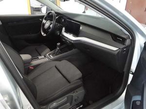 Pelēks Skoda Octavia 2022 Viļņa, ar dzinēja tilpumu 1.50 L un nobraukumu 76 tūkst. km par 18755 €, foto 11 vietnē AUTOMOTO.COM.LV