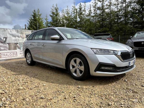 Grey Skoda Octavia 2022 in Kaunas, with an engine capacity of 2.00 L and mileage of 185 thousand km for 12700 €, photo 3 on AUTOMOTO.COM.LV