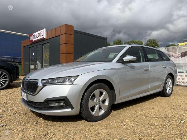 Grey Skoda Octavia 2022 in Kaunas, with an engine capacity of 2.00 L and mileage of 185 thousand km for 12700 €, photo 4 on AUTOMOTO.COM.LV