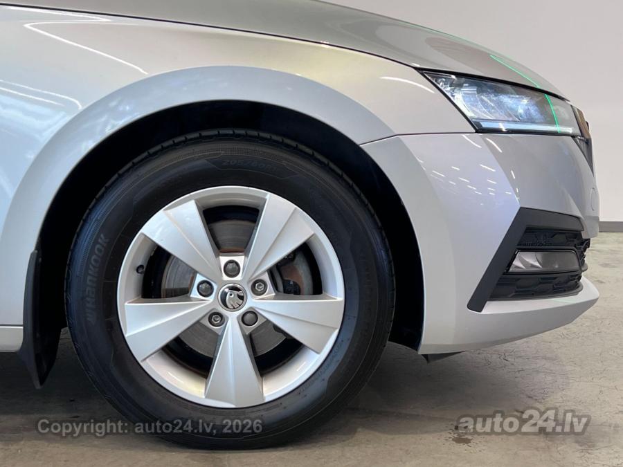 Pelēks Skoda Octavia 2022 Tallina, ar dzinēja tilpumu 1.50 L un nobraukumu 126 tūkst. km par 16990 €, foto 6 vietnē AUTOMOTO.COM.LV
