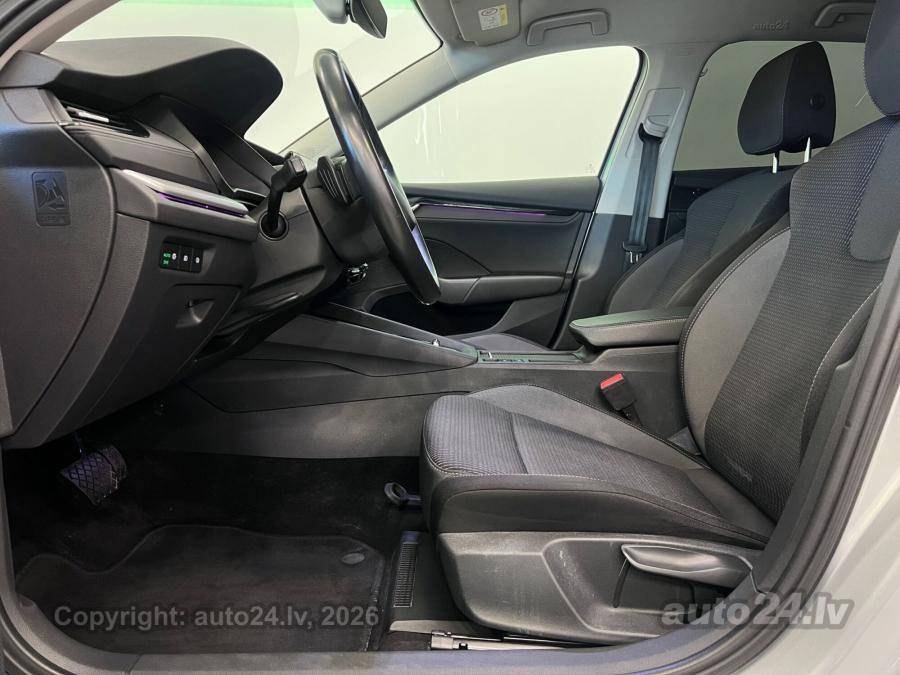Pelēks Skoda Octavia 2022 Tallina, ar dzinēja tilpumu 1.50 L un nobraukumu 126 tūkst. km par 16990 €, foto 7 vietnē AUTOMOTO.COM.LV