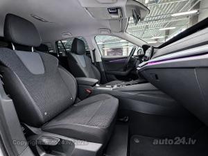 Pelēks Skoda Octavia 2022 Tallina, ar dzinēja tilpumu 1.50 L un nobraukumu 126 tūkst. km par 16990 €, foto 13 vietnē AUTOMOTO.COM.LV