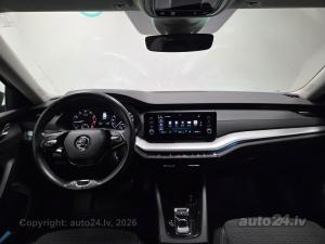 Pelēks Skoda Octavia 2022 Tallina, ar dzinēja tilpumu 1.50 L un nobraukumu 45 tūkst. km par 19900 €, foto 9 vietnē AUTOMOTO.COM.LV