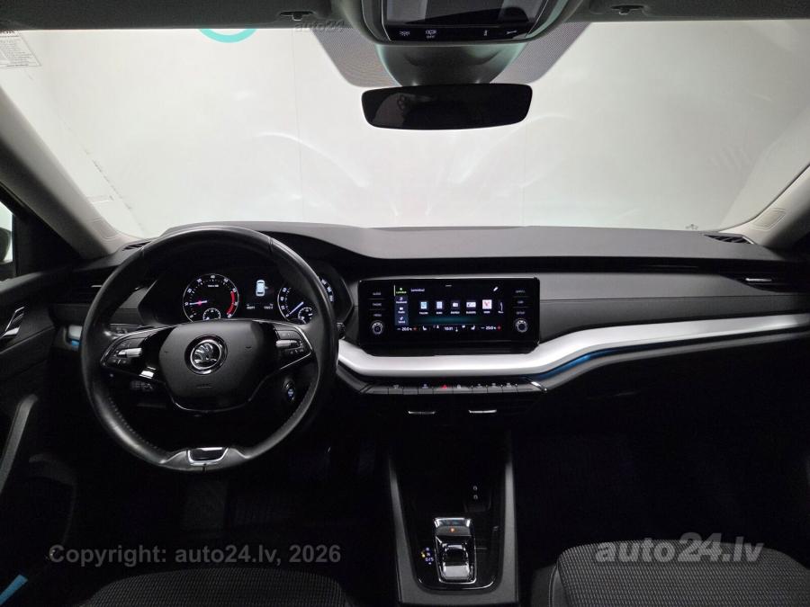 Pelēks Skoda Octavia 2022 Tallina, ar dzinēja tilpumu 1.50 L un nobraukumu 45 tūkst. km par 19900 €, foto 9 vietnē AUTOMOTO.COM.LV