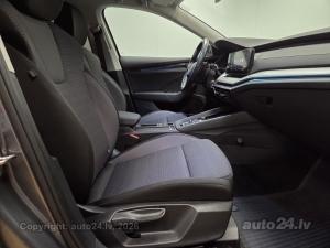 Pelēks Skoda Octavia 2022 Tallina, ar dzinēja tilpumu 1.50 L un nobraukumu 45 tūkst. km par 19900 €, foto 18 vietnē AUTOMOTO.COM.LV