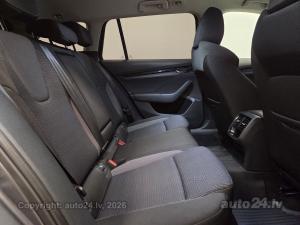 Pelēks Skoda Octavia 2022 Tallina, ar dzinēja tilpumu 1.50 L un nobraukumu 45 tūkst. km par 19900 €, foto 20 vietnē AUTOMOTO.COM.LV