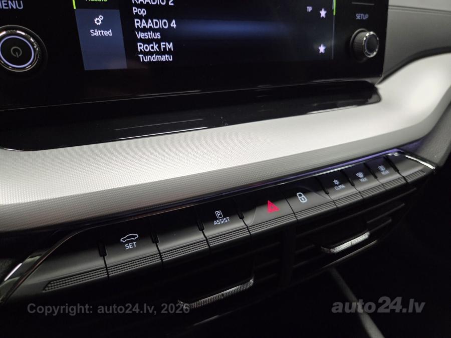 Pelēks Skoda Octavia 2022 Tallina, ar dzinēja tilpumu 1.50 L un nobraukumu 40 tūkst. km par 19900 €, foto 12 vietnē AUTOMOTO.COM.LV
