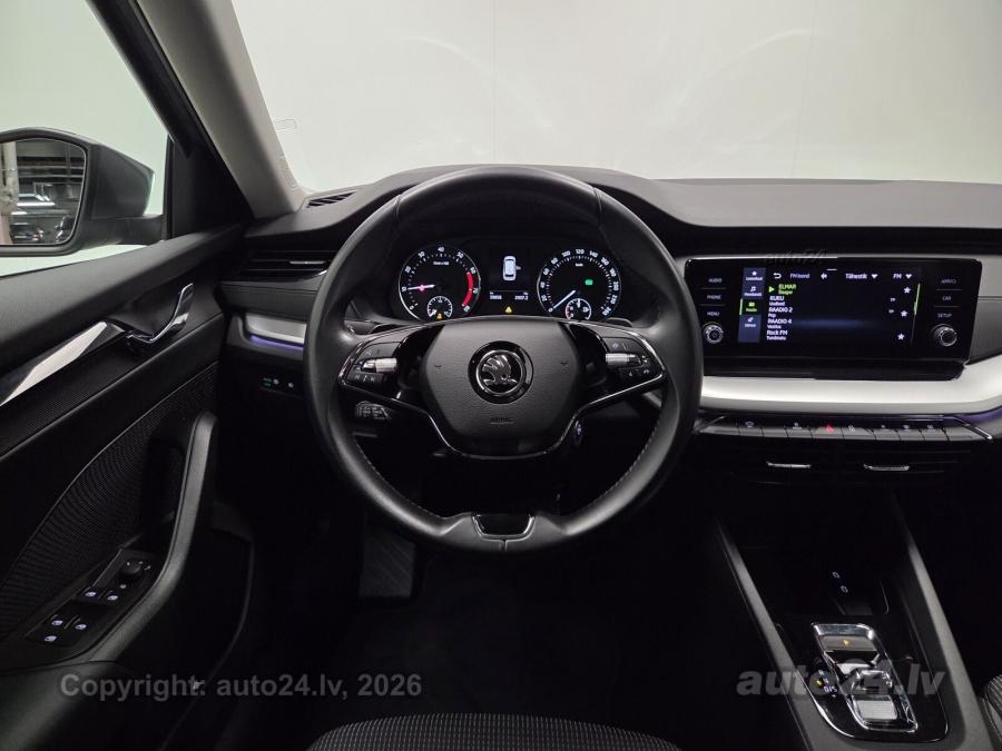 Pelēks Skoda Octavia 2022 Tallina, ar dzinēja tilpumu 1.50 L un nobraukumu 40 tūkst. km par 19900 €, foto 15 vietnē AUTOMOTO.COM.LV