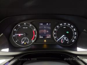 Pelēks Skoda Octavia 2022 Tallina, ar dzinēja tilpumu 1.50 L un nobraukumu 40 tūkst. km par 19900 €, foto 16 vietnē AUTOMOTO.COM.LV