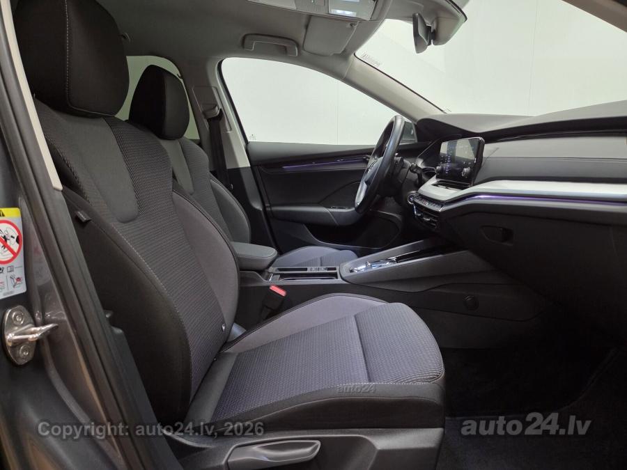 Pelēks Skoda Octavia 2022 Tallina, ar dzinēja tilpumu 1.50 L un nobraukumu 40 tūkst. km par 19900 €, foto 18 vietnē AUTOMOTO.COM.LV