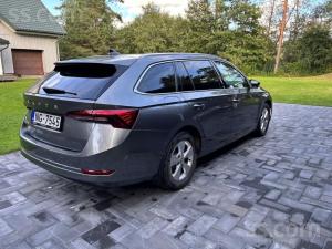 Pelēks Skoda Octavia 2022 Rīga, ar dzinēja tilpumu 2.00 L un nobraukumu 67 tūkst. km par 19700 €, foto 4 vietnē AUTOMOTO.COM.LV