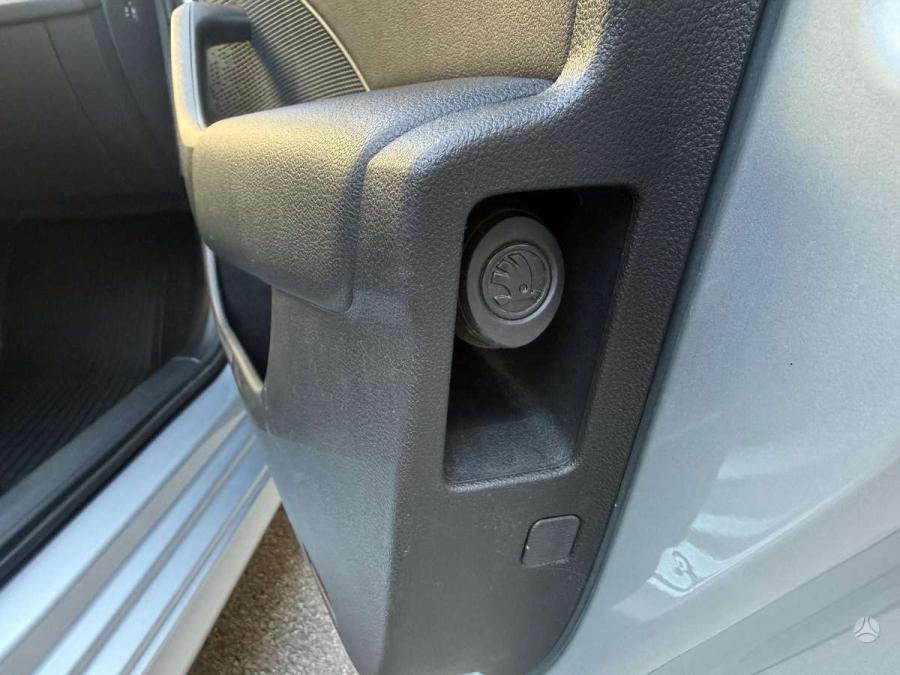 Grey Skoda Octavia 2022 in Riga, with an engine capacity of 1.50 L and mileage of 30 thousand km for 17350 €, photo 16 on AUTOMOTO.COM.LV