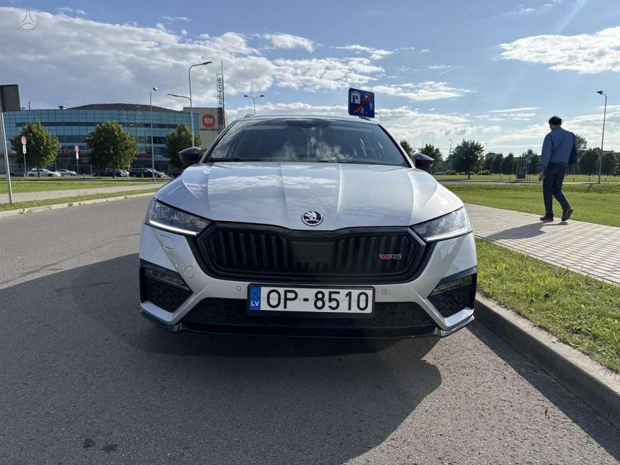 Grey Skoda Octavia 2022 in Riga, with an engine capacity of 1.50 L and mileage of 30 thousand km for 17350 €, photo 23 on AUTOMOTO.COM.LV