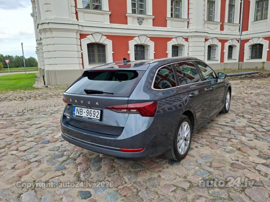 Grey Skoda Octavia 2022 in Jelgava, with an engine capacity of 2.00 L and mileage of 93 thousand km for 18550 €, photo 6 on AUTOMOTO.COM.LV