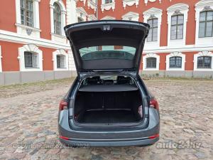 Grey Skoda Octavia 2022 in Jelgava, with an engine capacity of 2.00 L and mileage of 93 thousand km for 18550 €, photo 7 on AUTOMOTO.COM.LV