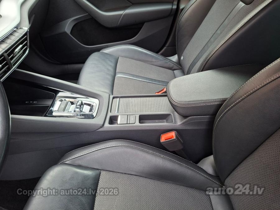 Grey Skoda Octavia 2022 in Jelgava, with an engine capacity of 2.00 L and mileage of 93 thousand km for 18550 €, photo 19 on AUTOMOTO.COM.LV