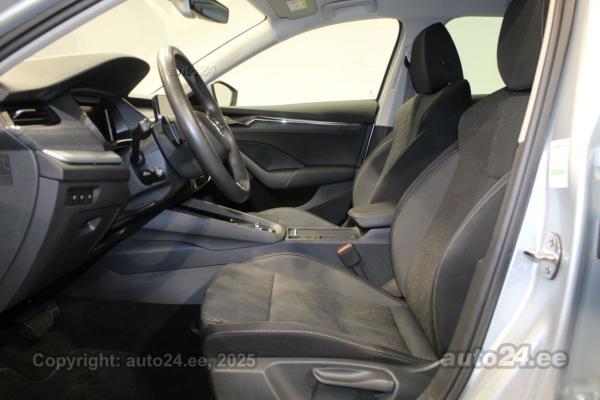 Pelēks Skoda Octavia 2023 Tallina, ar dzinēja tilpumu 1.50 L un nobraukumu 51 tūkst. km par 22990 €, foto 11 vietnē AUTOMOTO.COM.LV