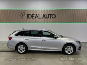Pelēks Skoda Octavia 2023 Tallina, ar dzinēja tilpumu 1.50 L un nobraukumu 49 tūkst. km par 20500 €, foto 3 vietnē AUTOMOTO.COM.LV
