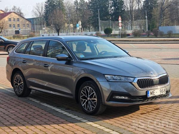 Grey Skoda Octavia 2023 in Riga, with an engine capacity of 2.00 L and mileage of 44 thousand km for 23000 €, photo 1 on AUTOMOTO.COM.LV