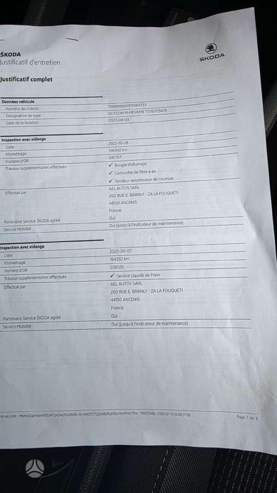 Pelēks Skoda Octavia 2023 Viļņa, ar dzinēja tilpumu 1.50 L un nobraukumu 209 tūkst. km par 16500 €, foto 24 vietnē AUTOMOTO.COM.LV