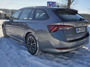 Grey Skoda Octavia 2023 in Vilnius, with an engine capacity of 1.50 L and mileage of 209 thousand km for 16500 €, photo  on AUTOMOTO.COM.LV